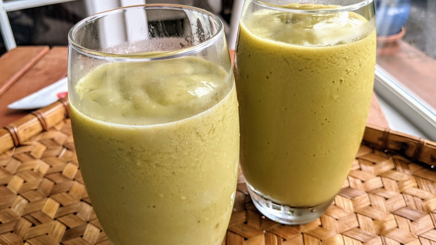 Mango Matcha Smoothie Recipe - Ollie Relfe